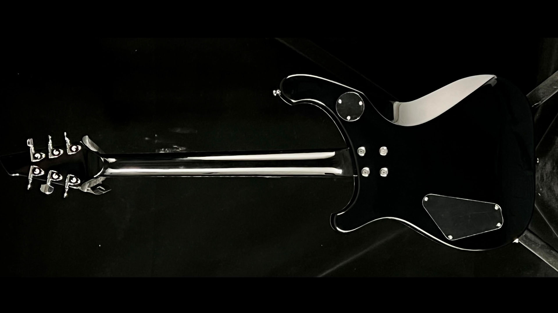 Ed Roman Guitars