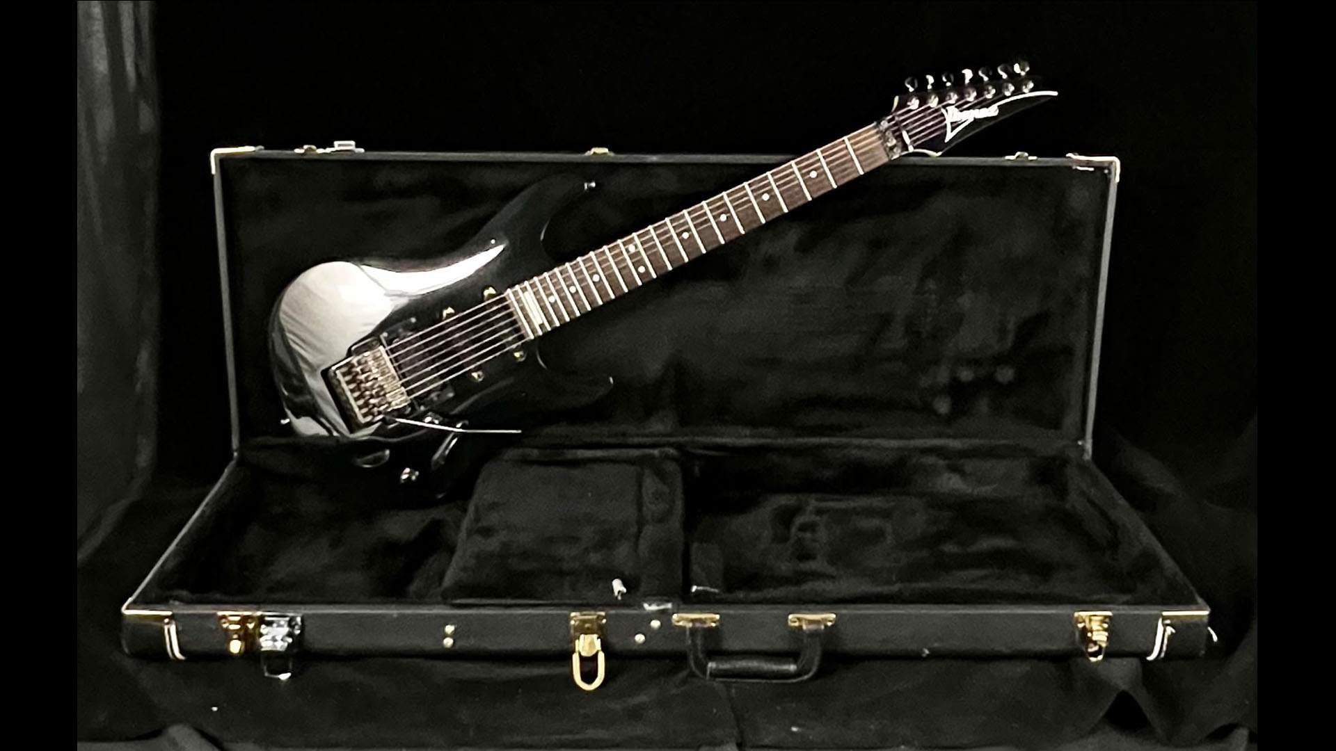 Ed Roman Guitars