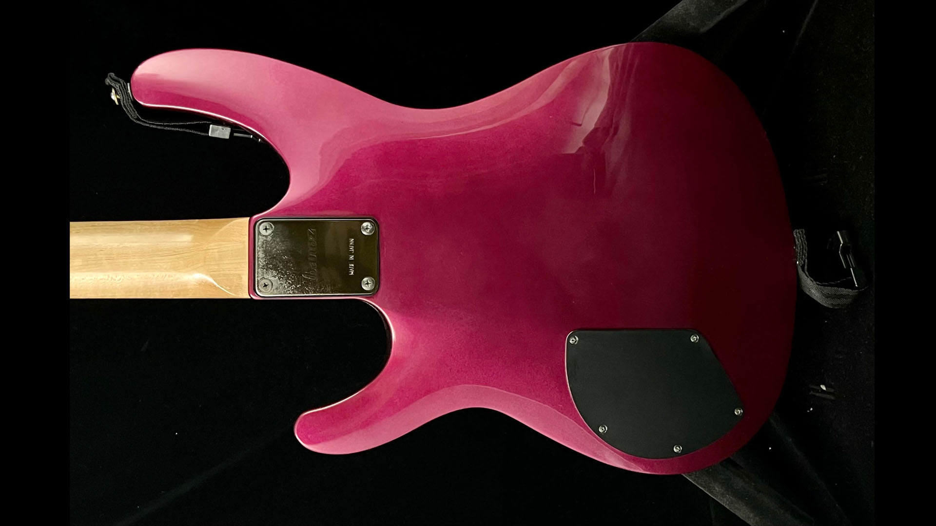 Ed Roman Guitars