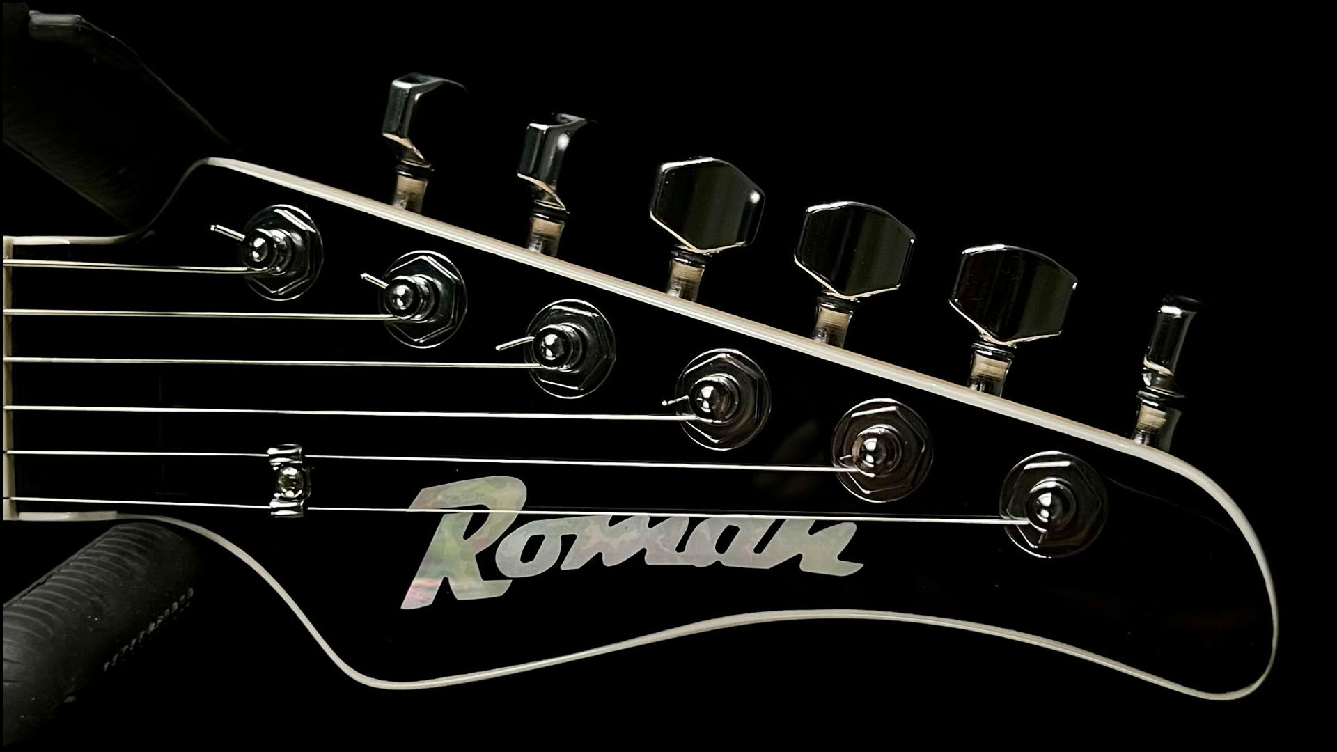 Ed Roman Guitars