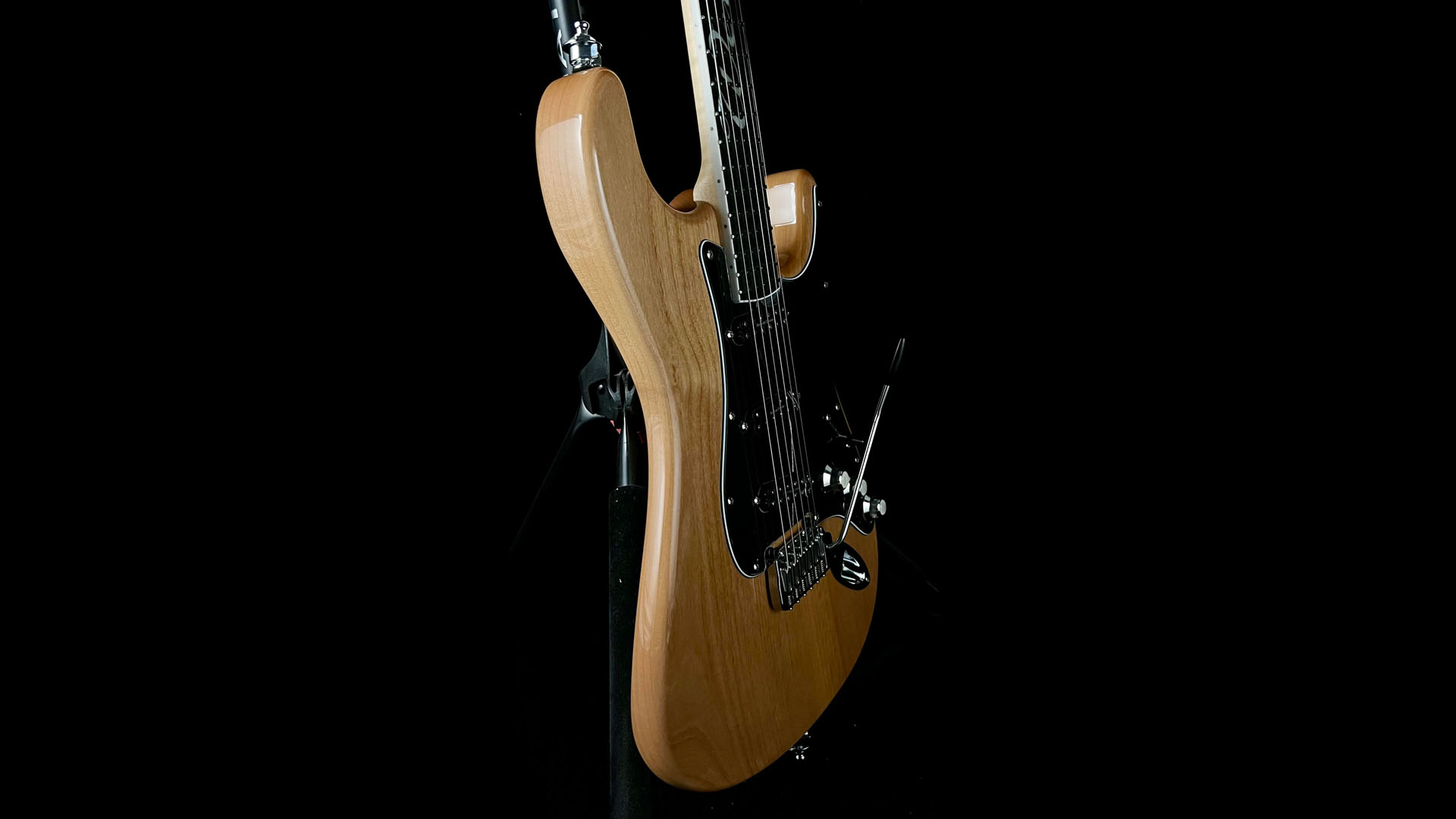 Ed Roman Guitars