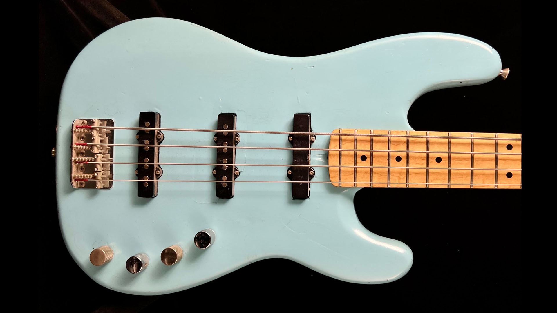 Ed Roman Guitars
