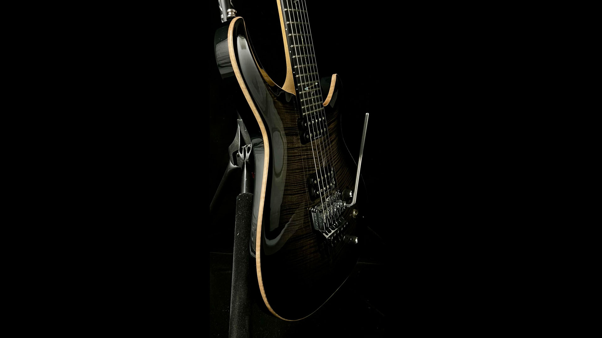 Ed Roman Guitars
